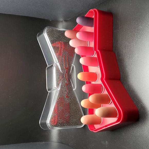 MAC Cosmetics | Makeup | New Mac 2pc Celebrate In Colour Powder Kiss ...